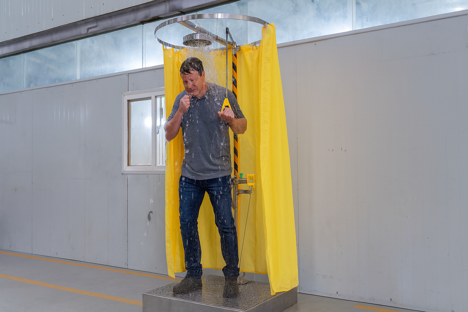 How a Curtain Booth Emergency Shower & Eyewash Can Save Lives ...